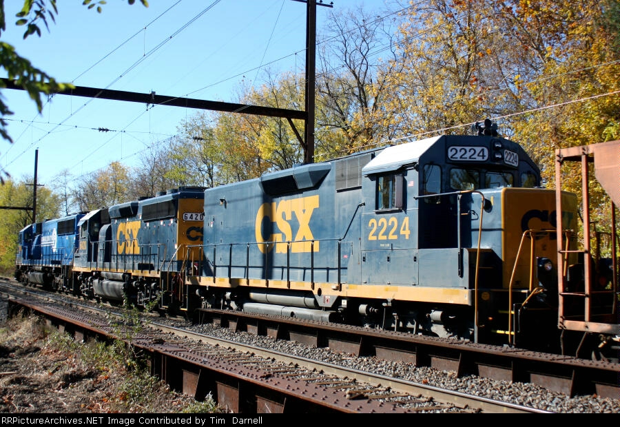 CSX 2224 on W-064-11